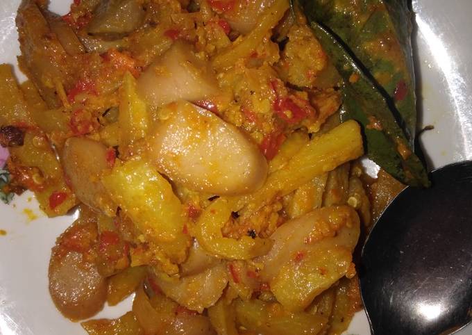 Resep Kentang sosis balado oleh deaa - Cookpad