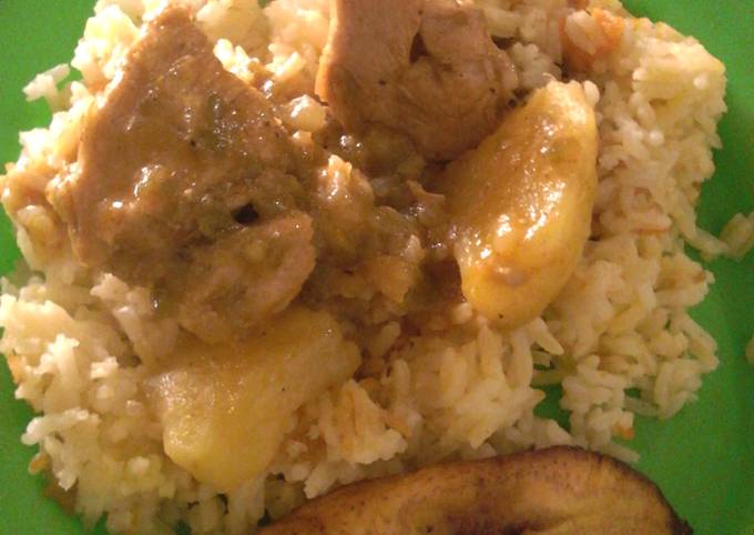 Pollo con papa, arroz y tajadas Receta de Rangel Ester- Cookpad