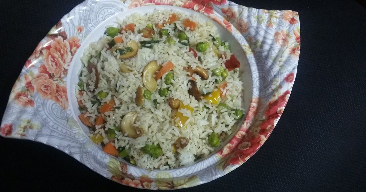 Mixed Fried Rice Recipe by Lubna Moin