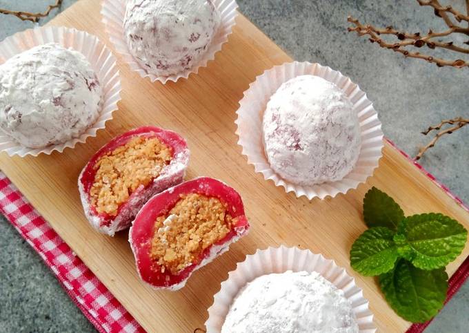 Resep Mochi Red Velvet oleh Ummu Khal Kitchen - Cookpad