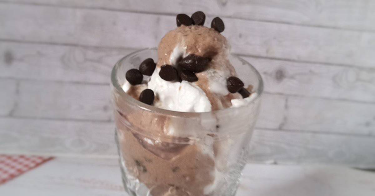 Resep 260.Es Cream Choco Banana Whipped Cream oleh Selvia oktaviani ...