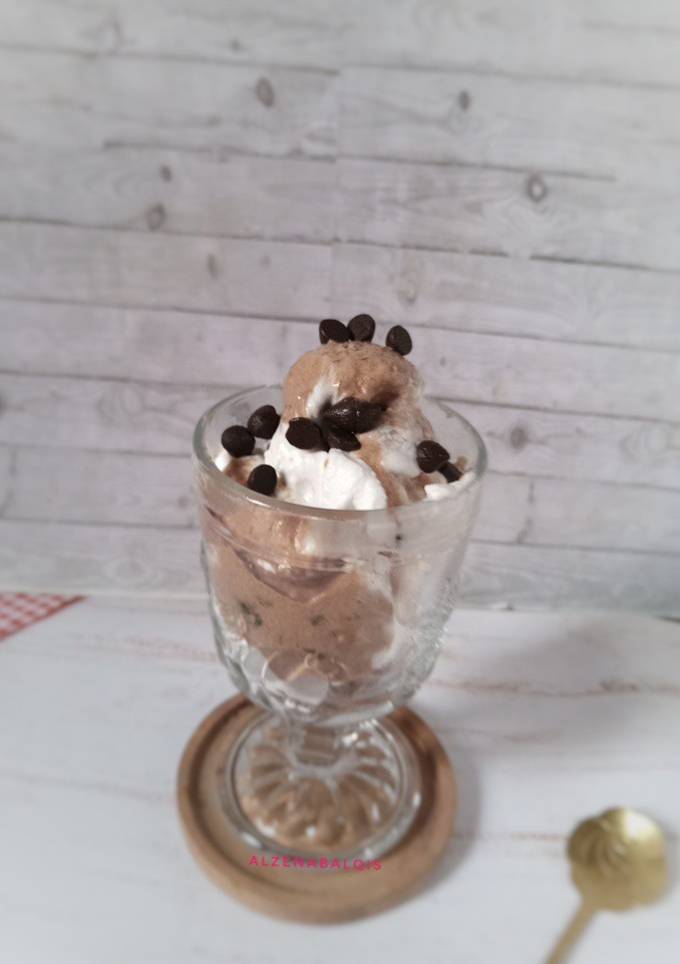 Resep 260.Es Cream Choco Banana Whipped Cream oleh Selvia oktaviani ...