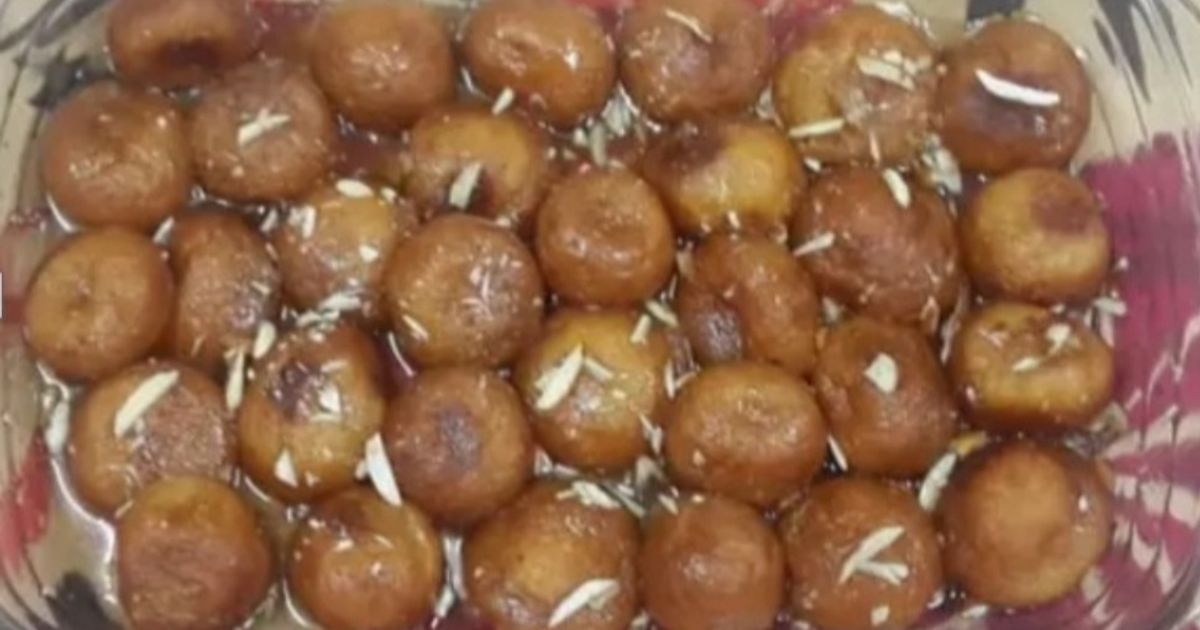 Milk Powder Gulab Jamuns Recipe by ZMA - Cookpad