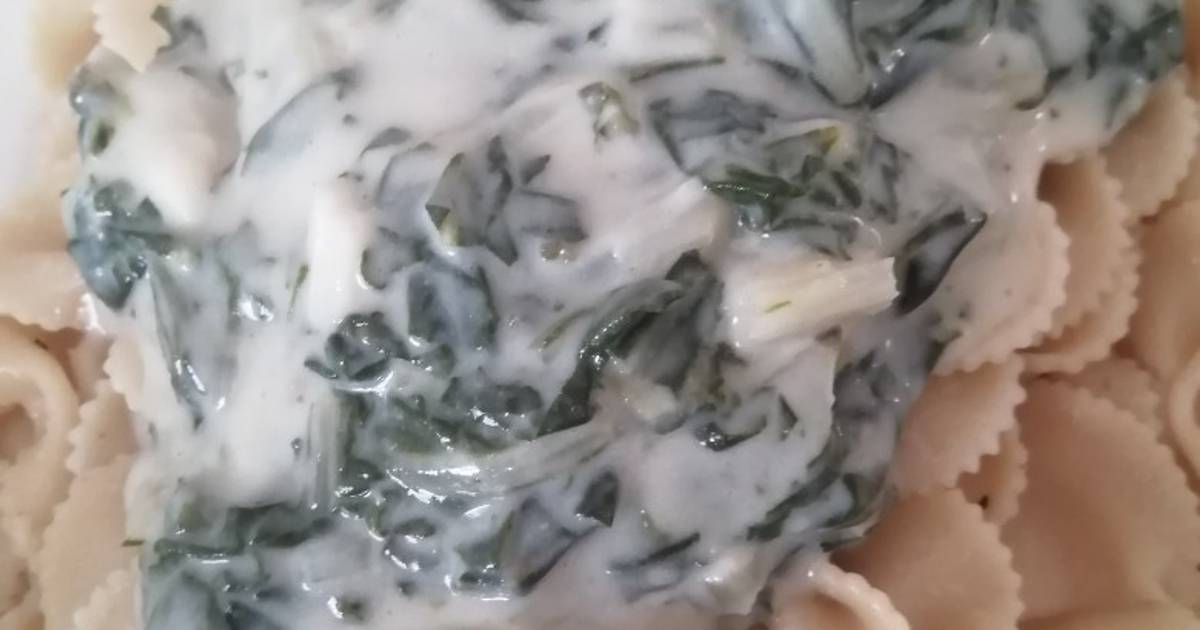Corbatitas y Acelga en salsa blanca 😋😋😋 Receta de Paula Acuña- Cookpad