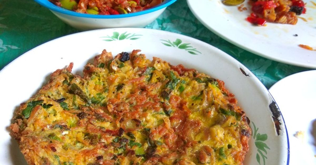Resep Telur Dadar Teri Medan oleh Saluna Mahira - Cookpad