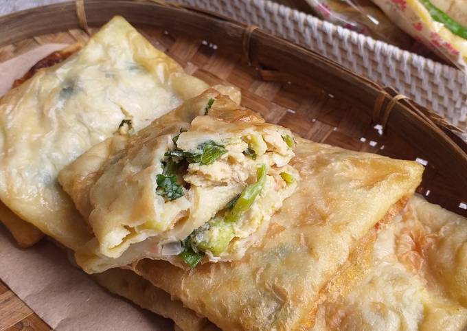 Resep Martabak telur goreng oleh Dapoer_Angkring - Cookpad