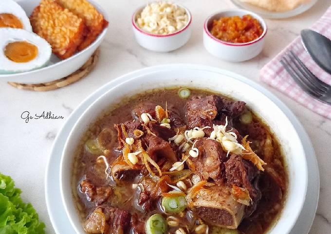 Resep Rawon Iga Sapi oleh Ge Adhian - Cookpad