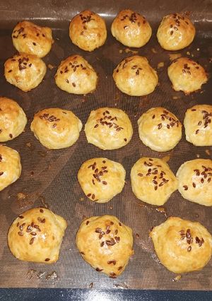 Habkönnyű Pogácsa (Sajtos Puffancs) | Eszti Tárnok receptje - Cookpad ...
