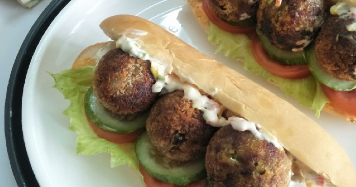 Veggie Soya Balls Sub Sandwich Recipe by Pooja M. Pandit - Cookpad