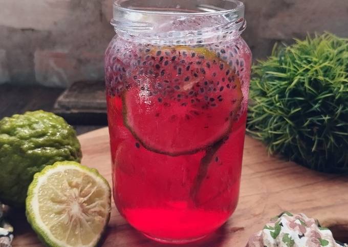 Resep Es Sirup Rose Jeruk Purut oleh Widjie Astuti - Cookpad