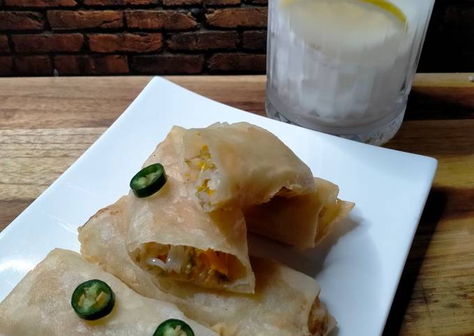 Resep Lumpia Bali Khas Pantai Sanur oleh Deedee Rasuan - Cookpad