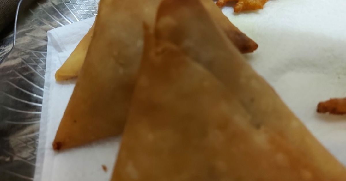 Chocolate Samosa Recipe by Syeda Sarah Taha - Cookpad