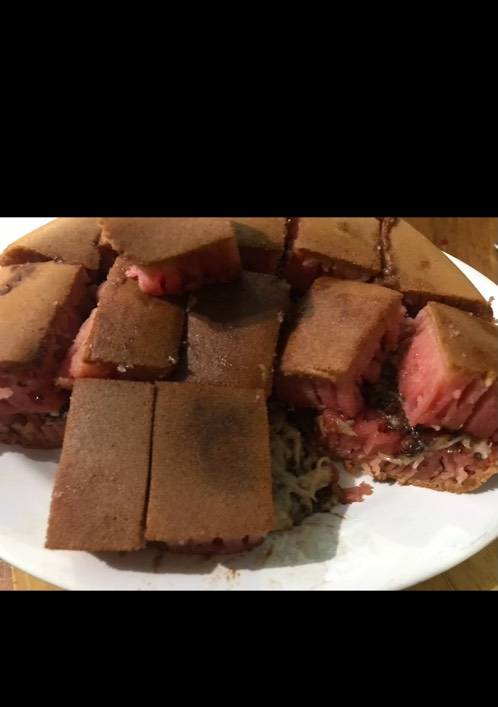 Resep Martabak manis red velvet tanpa resting oleh zumira sari - Cookpad