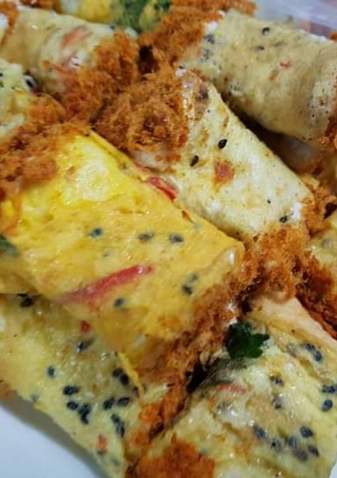 Resipi Roti gulung chicken floss🌼 oleh Aina Aiman - Cookpad