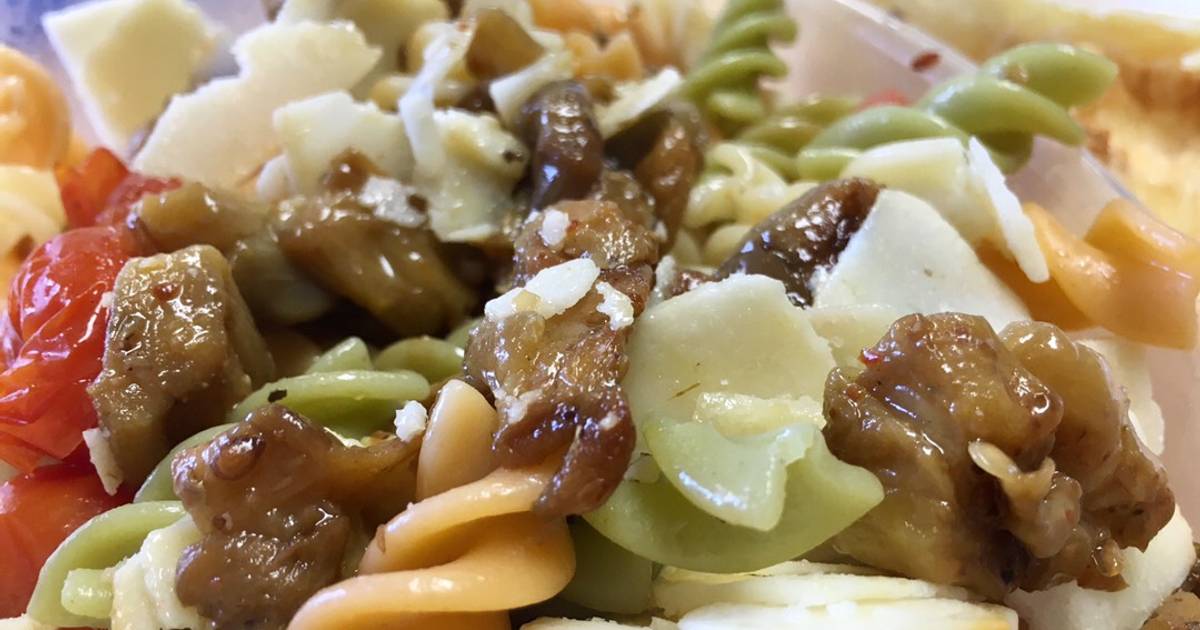 Tupper de espirales con salteado de berenjena y tomates cherry Receta ...