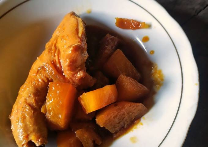 Resep Ayam kentang semur oleh Saluna Mahira - Cookpad