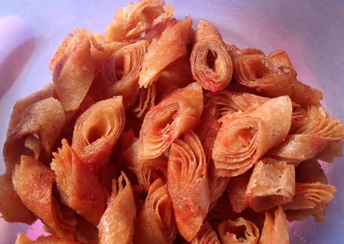 Resep Lumpia Crispy (cemilan 2 bahan) oleh titikwulan - Cookpad