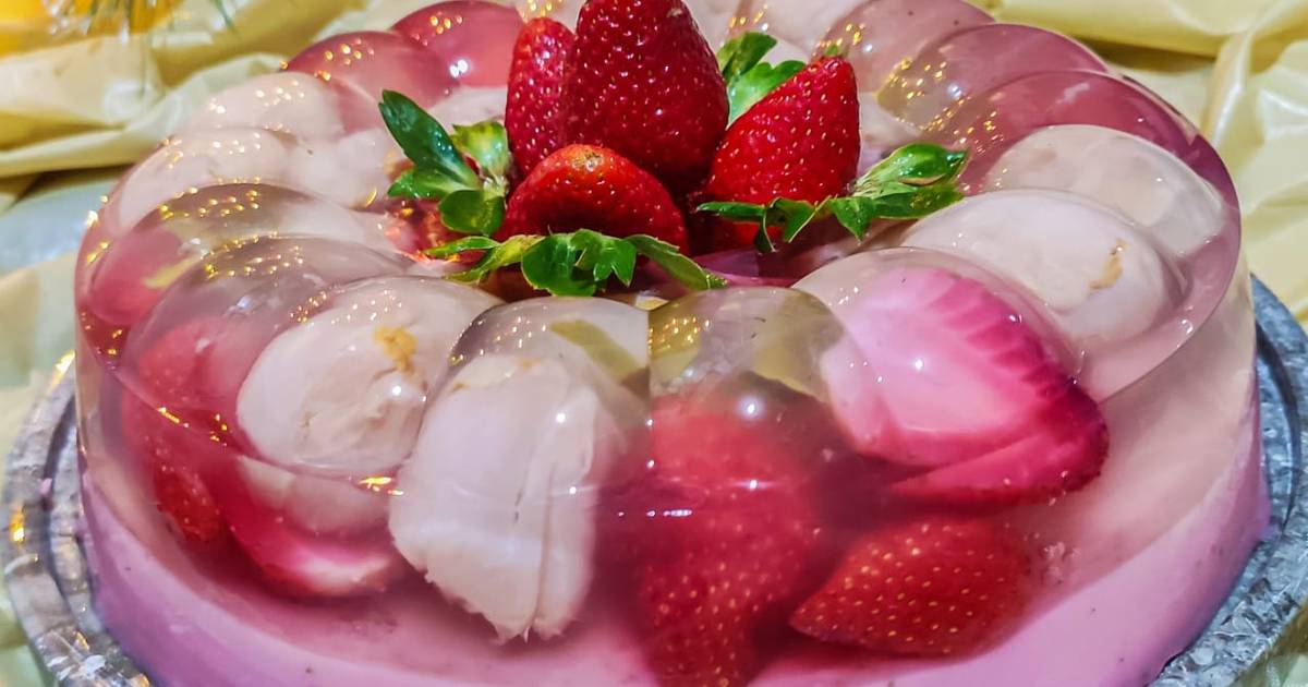 Resep Strawberry Lychee pudding oleh Chèr - Cookpad