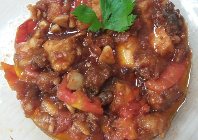 Resep Koloke ayam tomat oleh inge mahartika - Cookpad