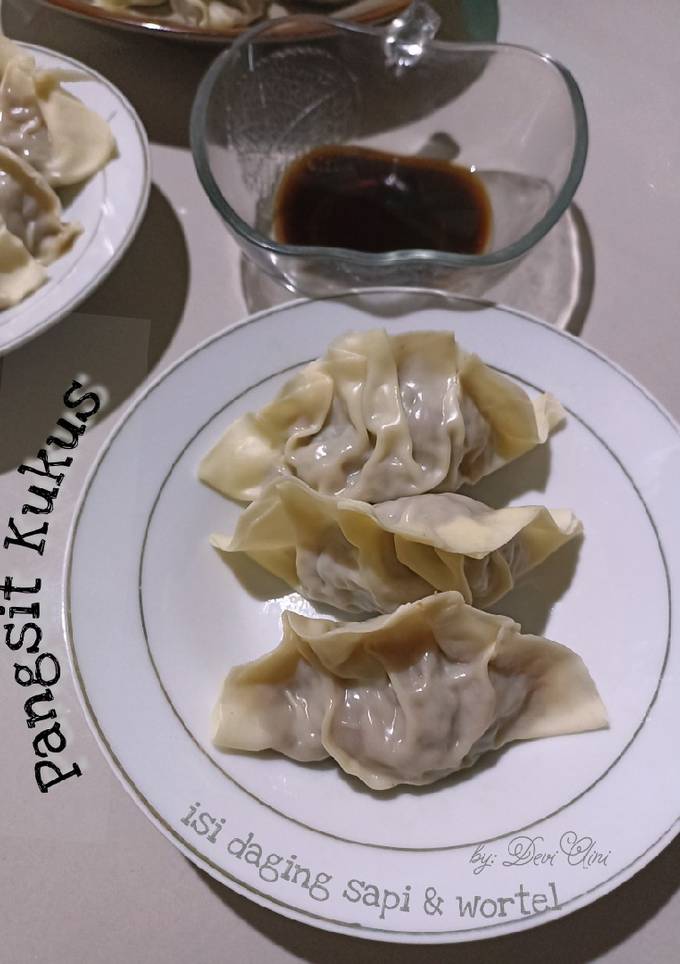 Resep Pangsit kukus isi daging sapi dan wortel oleh Devi Aini - Cookpad