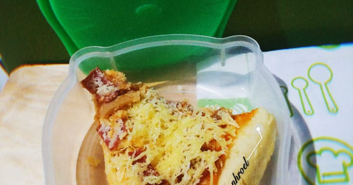 Resep Pizza Simpel Homemade oleh Nhroel Hidayati'e Karmianto - Cookpad