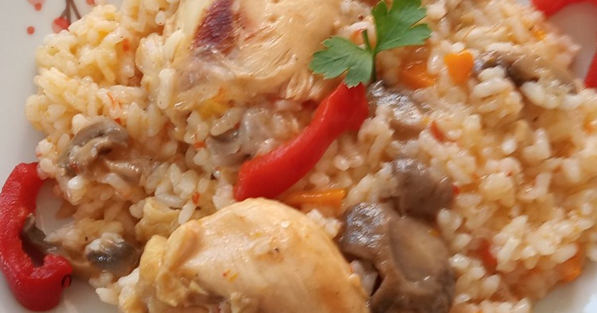 Orez Cu Carne De Pui, Ciuperci și Legume!, rețetă de Dorina Condurat ...