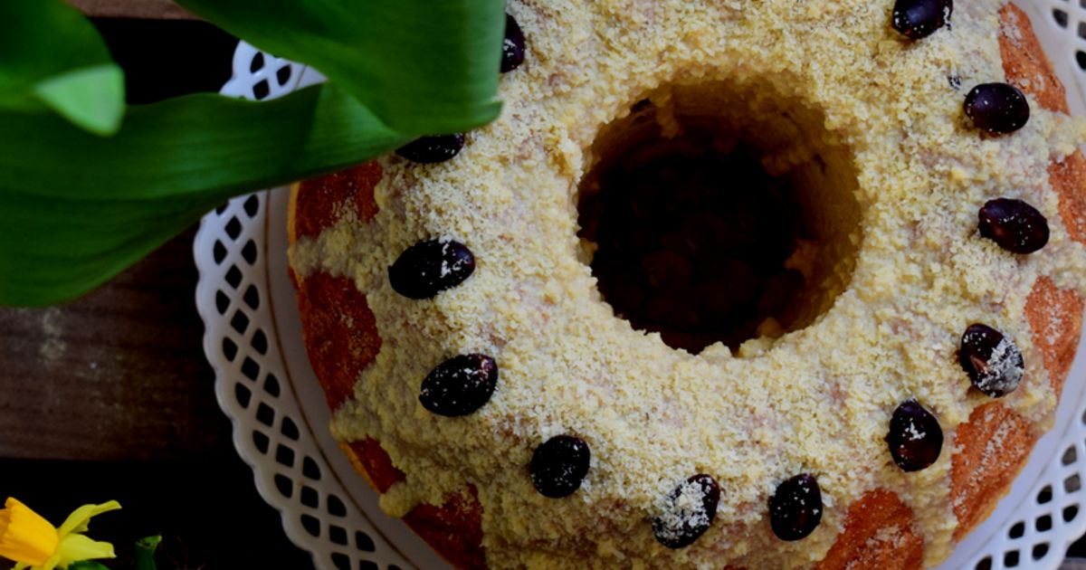 Irresistible Yeast Cake Recipes: Bake Your Bliss