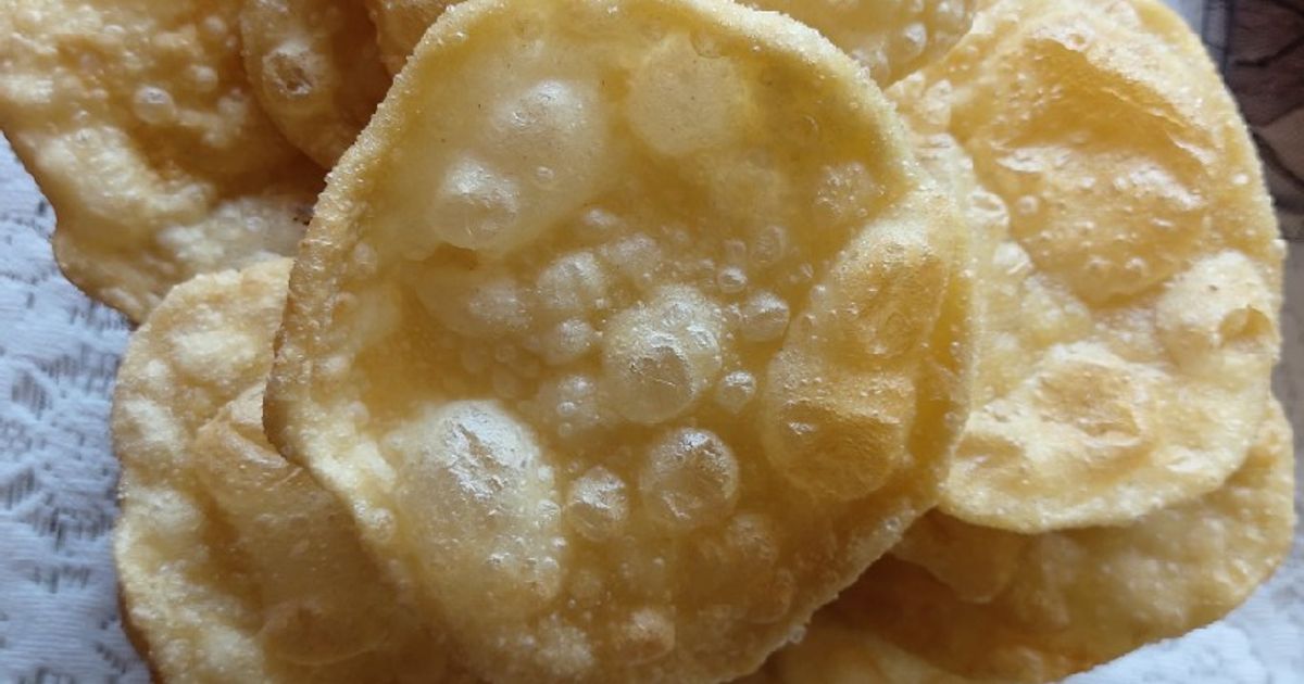 Maida /Flour Poory / Halwai Poory Recipe by Nargis shaikh Shaukat - Cookpad