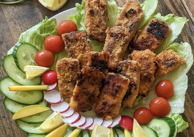Fish Fingers with cut salad Recipe by Kavita Ns - Cookpad