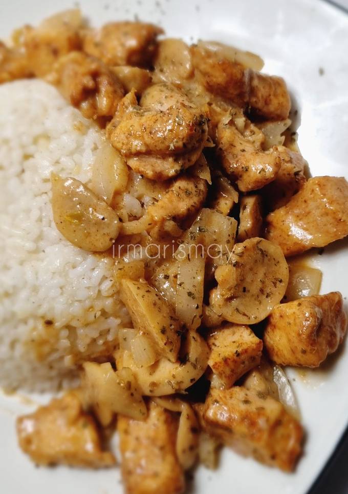 Resep 469. Chicken Stroganoff with Garlic Butter Rice oleh Irma ...
