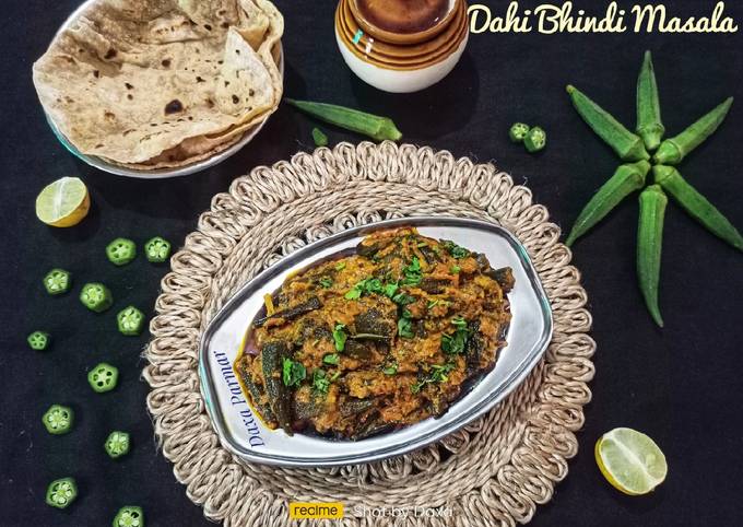 Dahi Bhindi Masala Recipe by Daxa Parmar - Cookpad