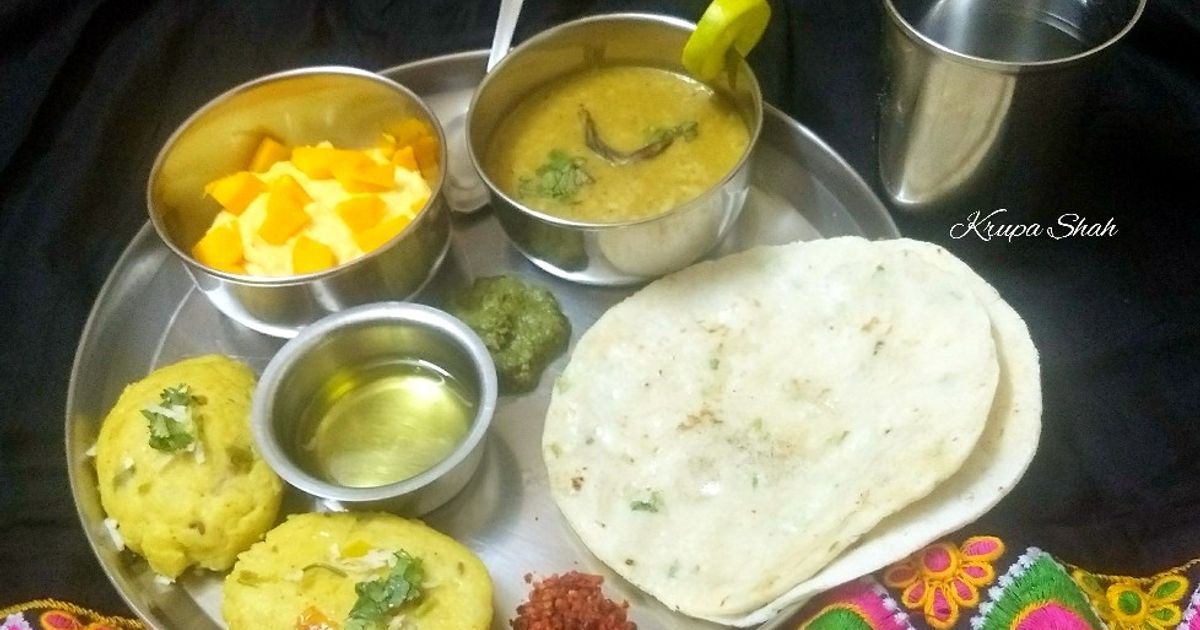 South Gujarat Dinner Special Platter Recipe by Krupa Kapadia Shah - Cookpad