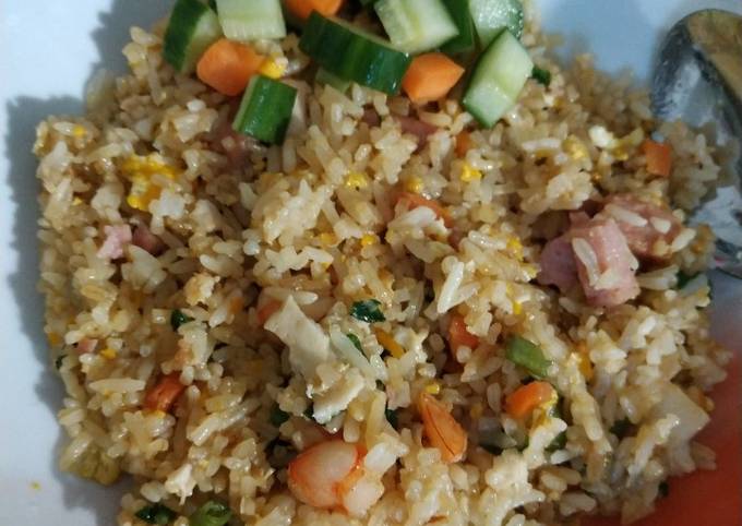 Resep Nasi Goreng Solaria (ala Devina Hermawan) oleh LinaS_Cuisine - Cookpad