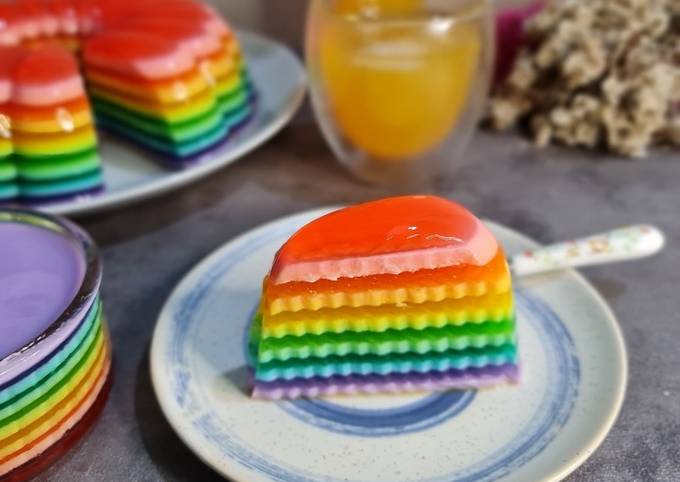 Resep 171. Puding Pelangi oleh Aning Miza - Cookpad