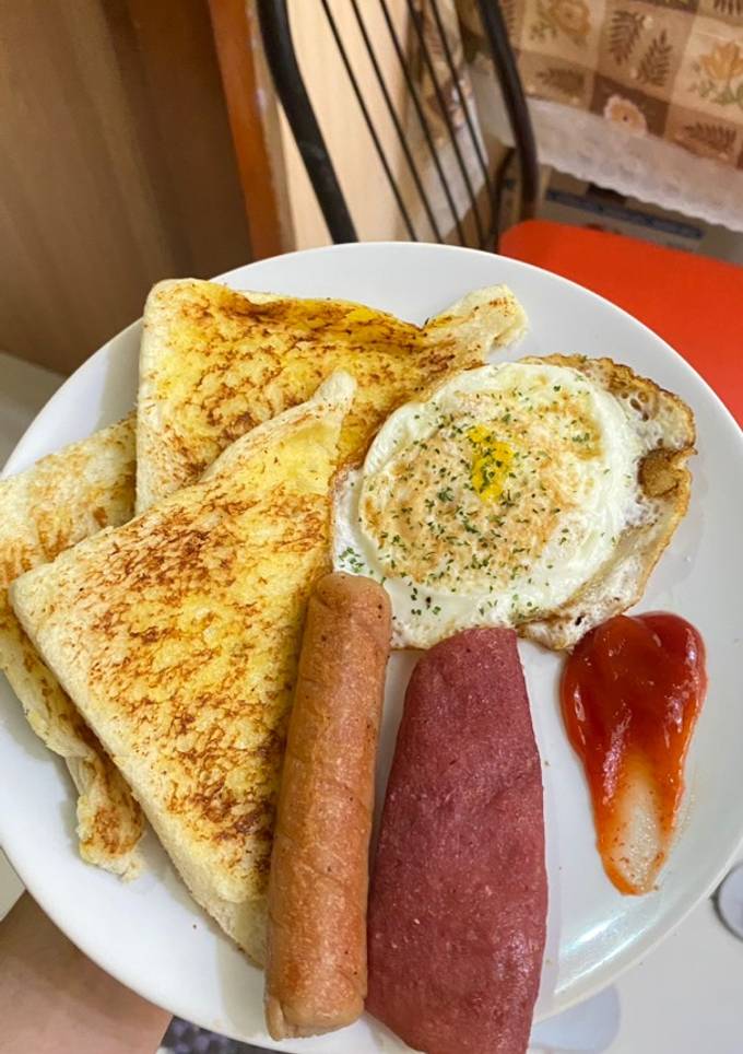 Resep Simple American Breakfast oleh maulidinaaa - Cookpad