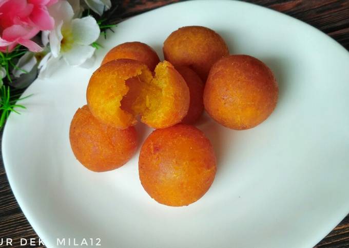 Resep Bola bola ubi kopong (anti gagal) oleh Dek_mila12 - Cookpad