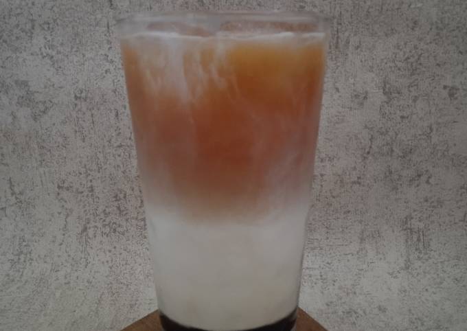 Resep Teh C Peng Special (Malaysian 3 Layer Tea) oleh Devalesha Kitchen ...