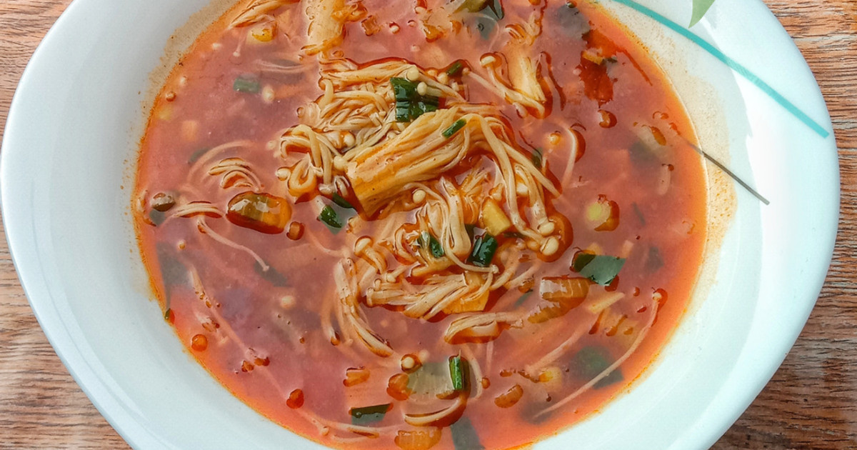 Resep Jamur Enoki Pedas Simpel Tanpa Saus Gogunjang oleh Mama Kafa ...