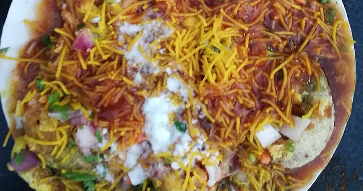 Sev Poori Recipe by Geeta Khurana - Cookpad