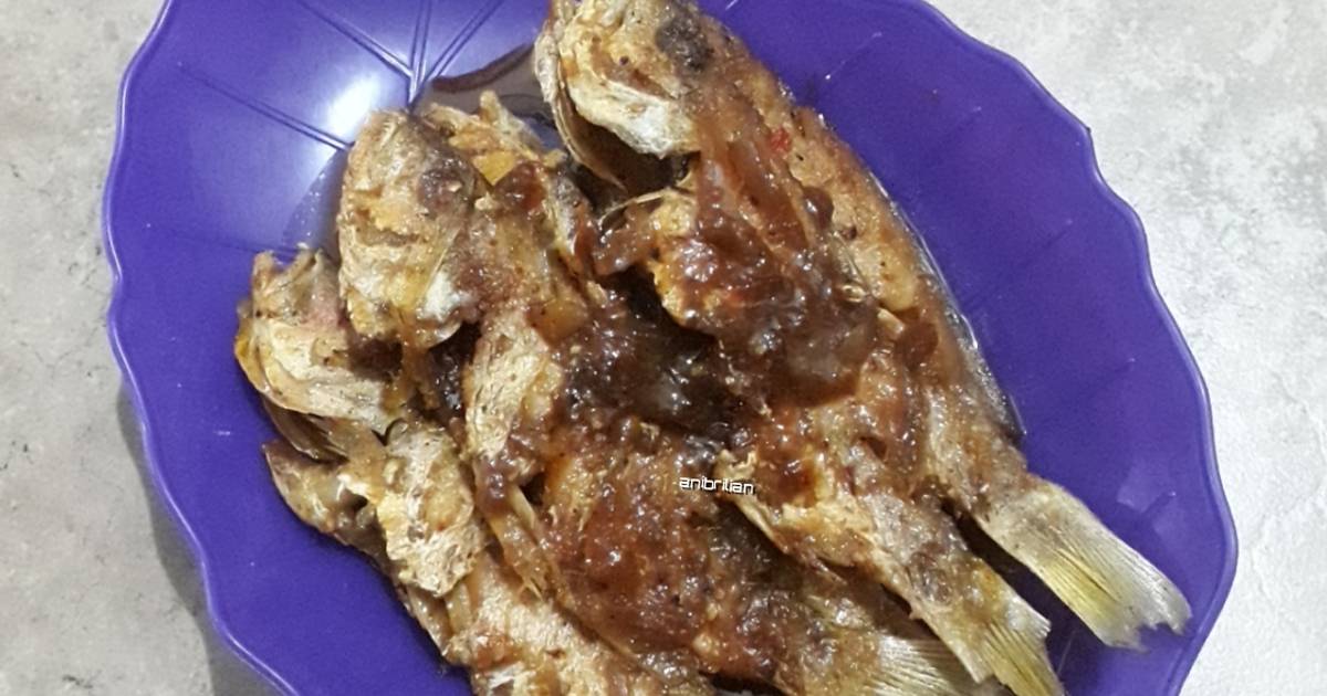 Resep Ikan ekor kuning saus steak oleh Ani Brilian - Cookpad