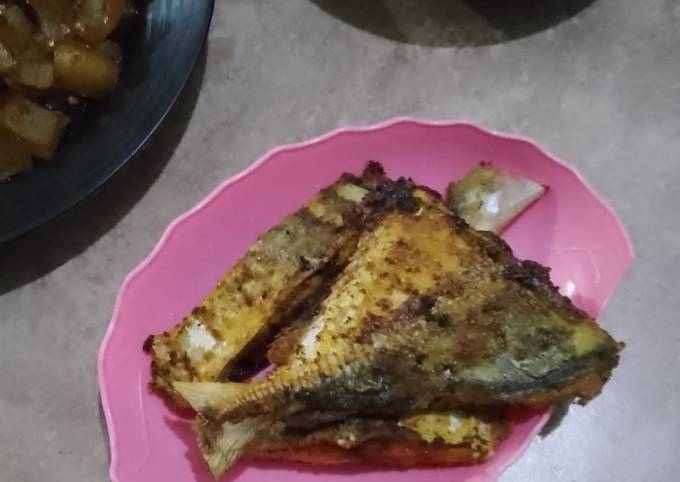 Resep Ikan gerong goreng ketumbar oleh Ani Brilian - Cookpad