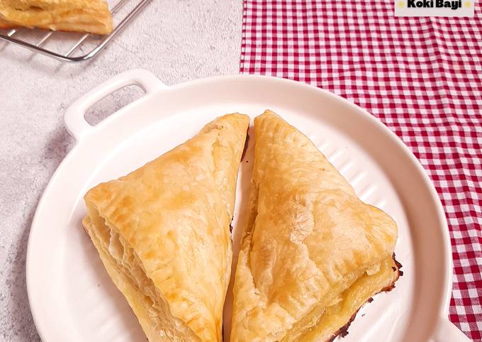 Resep Puff Pastry Isi Ayam dan Sayur oleh Koki Bayi 🍭 - Cookpad