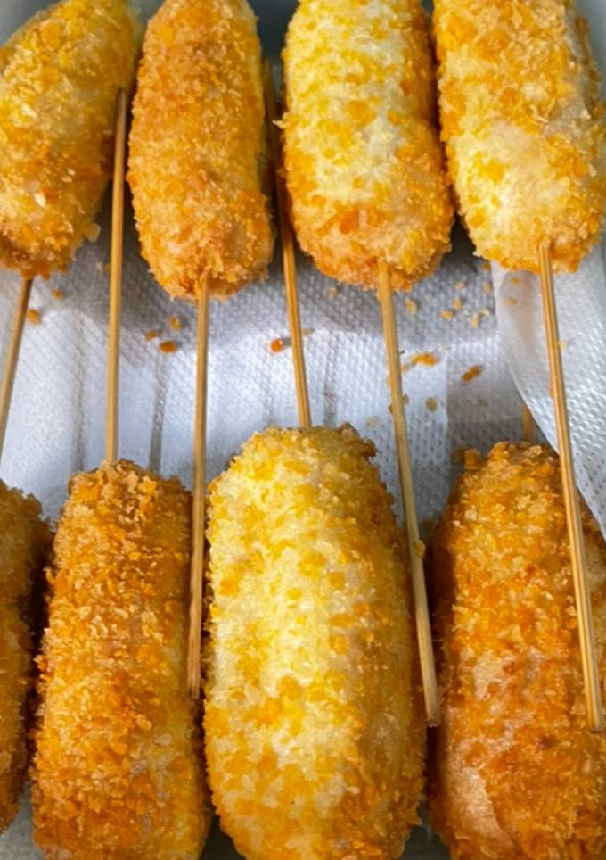 Resep Corn Dog Sosis oleh diah IG : @Diahsara1212 - Cookpad