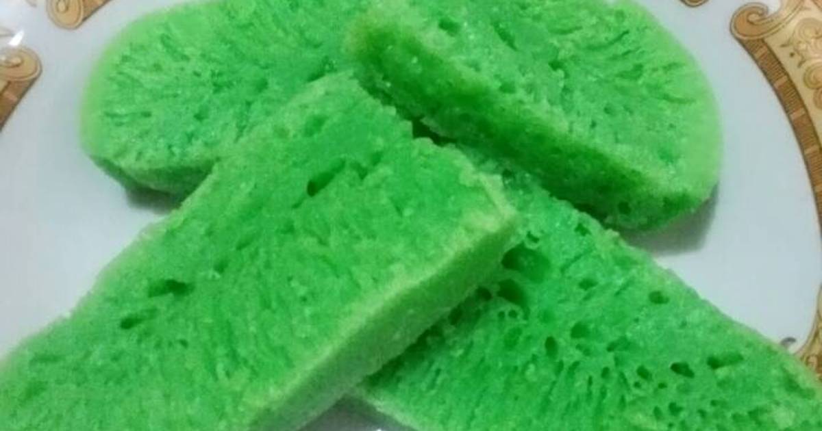 Resep Apem pandan simple oleh Mamasheika - Cookpad