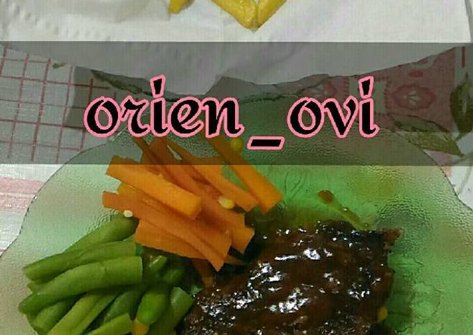 Resep Steak daging sapi enak oleh Maminya Triple 'O' - Cookpad