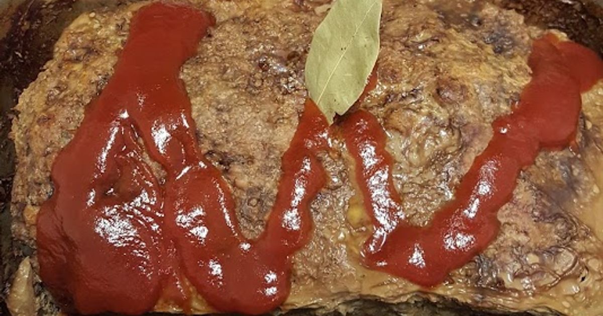 Classic Meatloaf Recipe by Heidi Louise