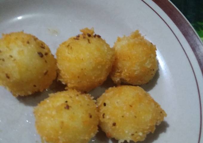 Resep Bola bola kentang Mozarella oleh Rachmawati Fajri - Cookpad