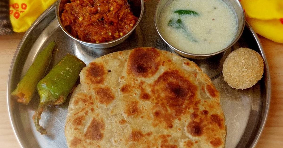 Simple paratha/Simple thaali Recipe by Kajal Pavagadhi - Cookpad