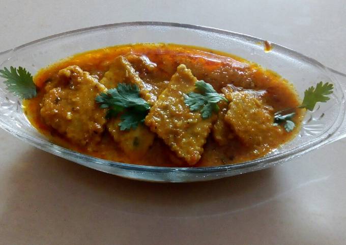 Patwadi rassa Recipe by Radhika Joshi - Cookpad