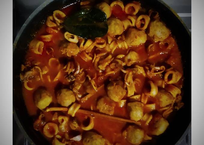 Resep Cumi saos merah ala mamy key oleh Naa Ikaa Ratnaa - Cookpad